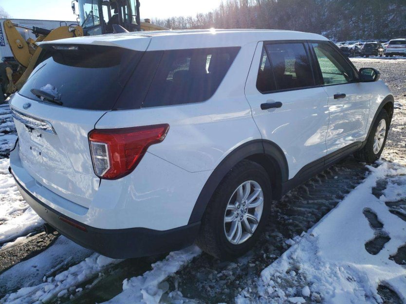 Salvage Title 2021 Ford Explorer For Sale.