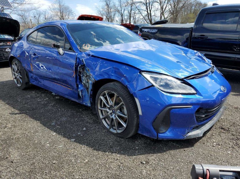 Sold: Salvage 2023 Lamborghini Huracan Sto
