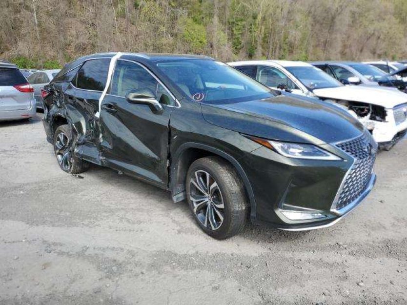 Sold: Salvage 2021 Toyota Sienna Xle