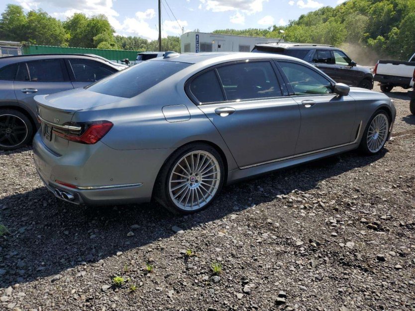 Salvage Title 2021 Bmw Alpina B7 For Sale.
