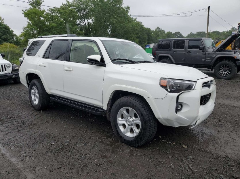 Sold: Salvage 2024 Toyota 4runner