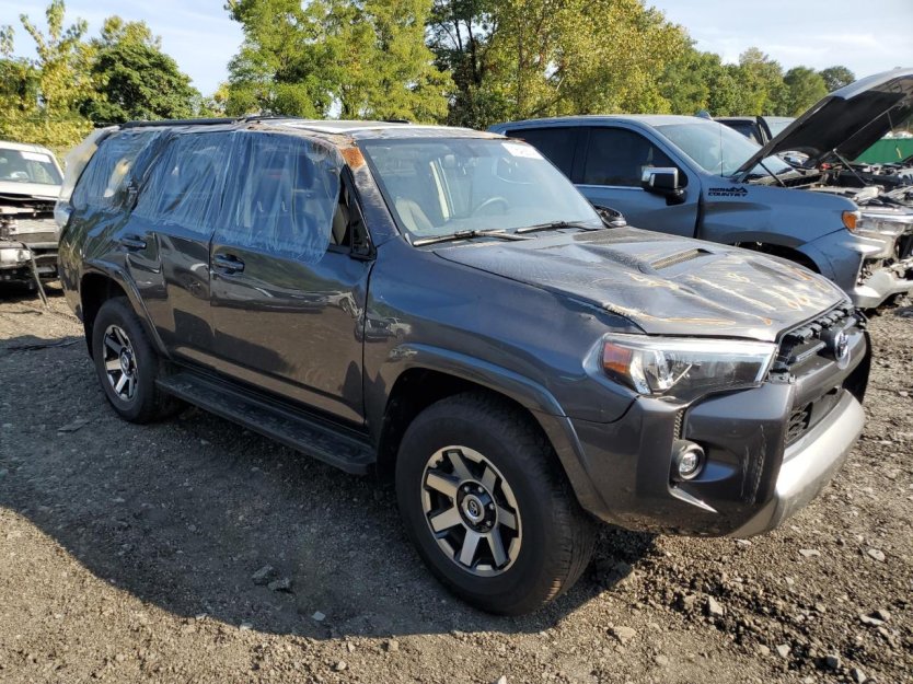 Sold: Salvage 2023 Toyota 4runner Trd