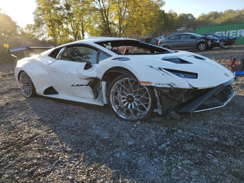 Sold: Salvage 2022 Lamborghini Huracan Sto