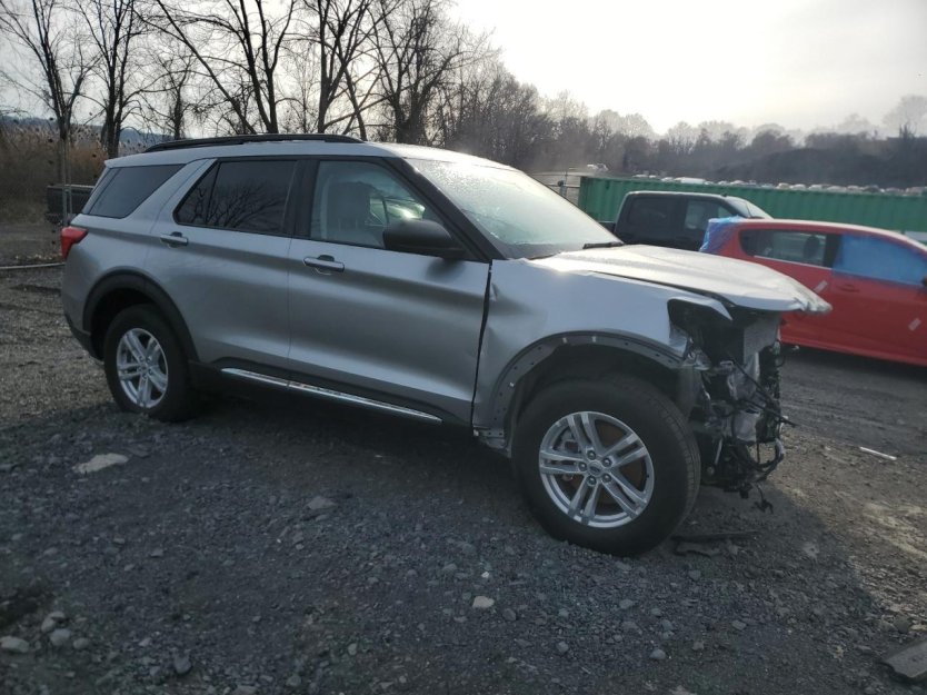 Sold: Salvage 2021 Ford Explorer Xlt