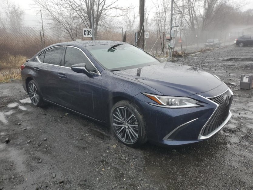 Sold: Salvage 2023 Lexus Es 300h
