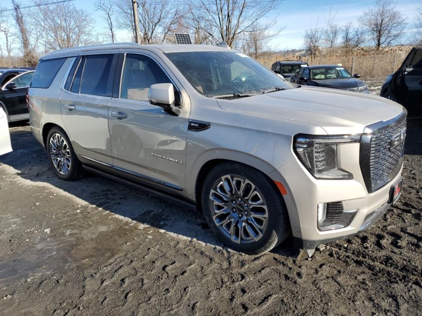 Sold: Salvage 2022 Porsche Cayman Gt4