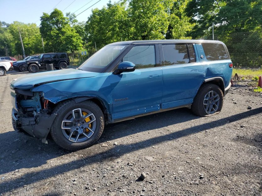 Salvage Title 2025 Rivian R1s Premium With 9,999 Miles For Sale ...