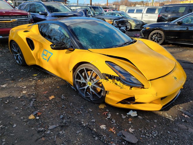 Salvage Title 2024 Lotus Emira First Edition 6mt With 4,634 Miles For ...